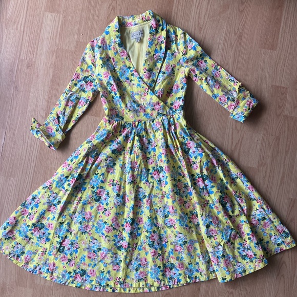 Lindy Bop | Dresses | Lindy Bop Retro Yellow Floral Garden Party Dress ...